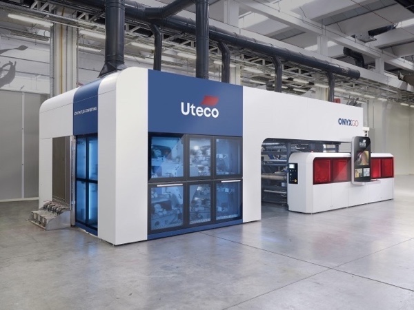 Onyx showcases Onyx Go at Gulf Print & Pack - World of Print